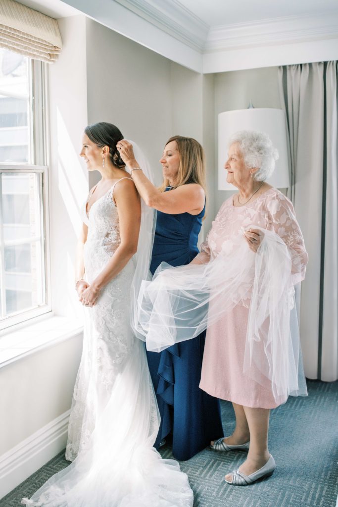 Elegant Summer Wedding at DAR Constitution Hall in Washington, DC